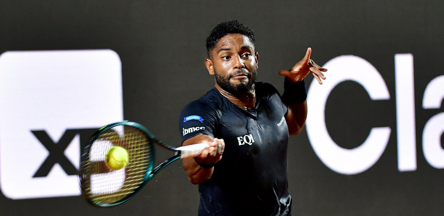 João Lucas Reis é superado por ex-top 50 na estreia do Rio Open e ...